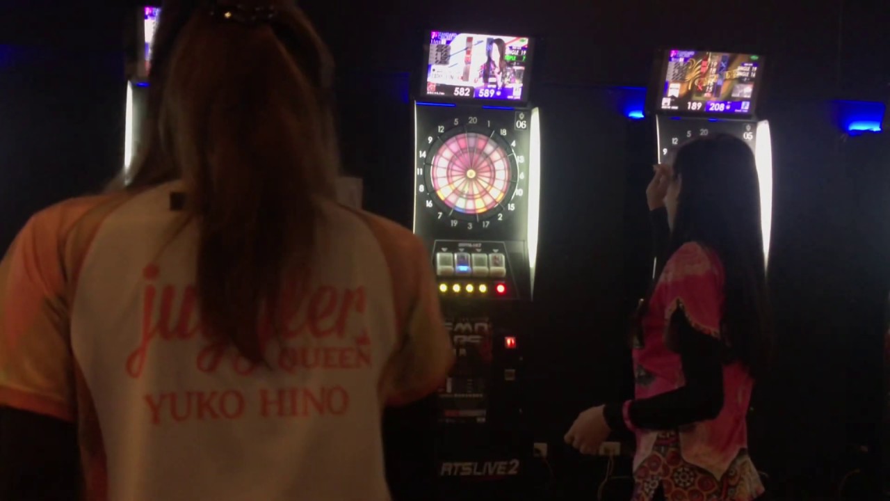 2018 COSMO WAR B組 Cathy Leung 梁雨恩 vs 川上真奈 - YouTube