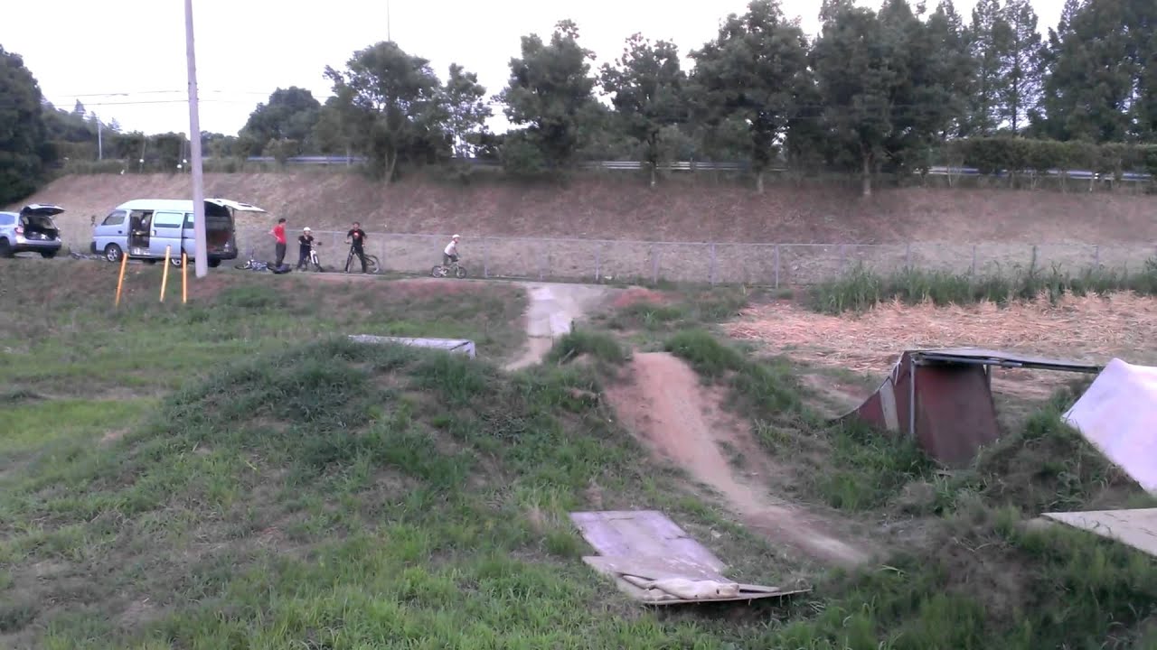 Daisuke Flower Trail - YouTube