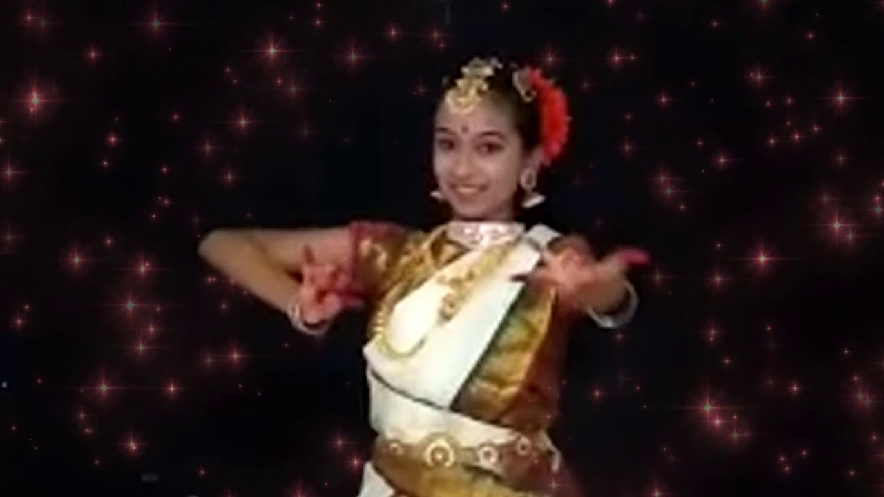 Saraswathi stotra malika performed by Tanmayi sri , Saisannidhi ...