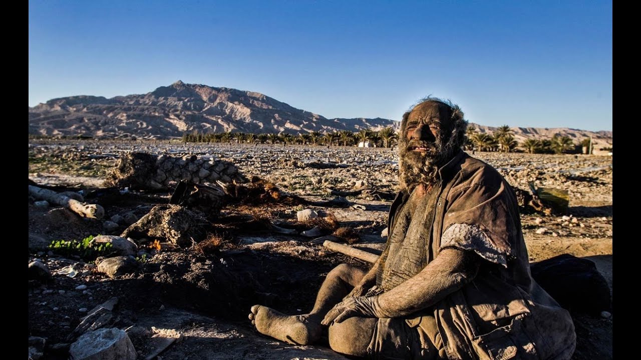 Homeless man in Iran has not taken a bath since 1954 - YouTube