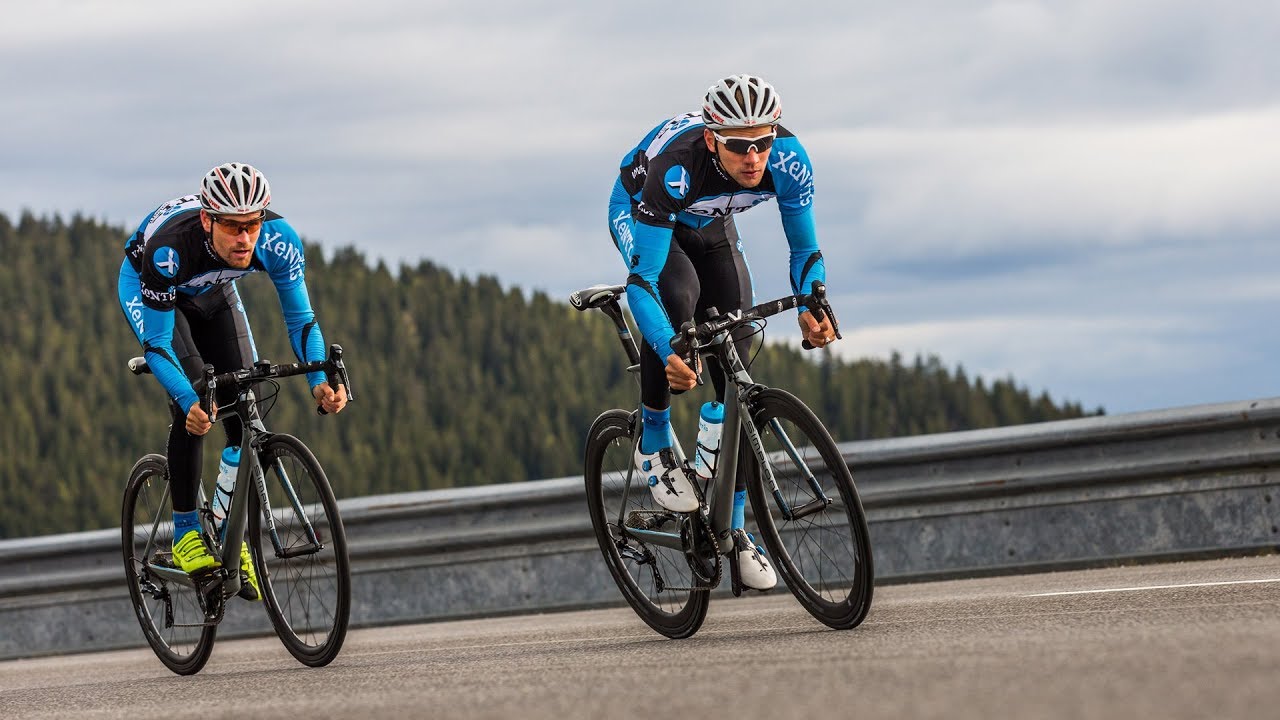 XeNTIS Carbon Technology - ROAD carbon wheels - YouTube