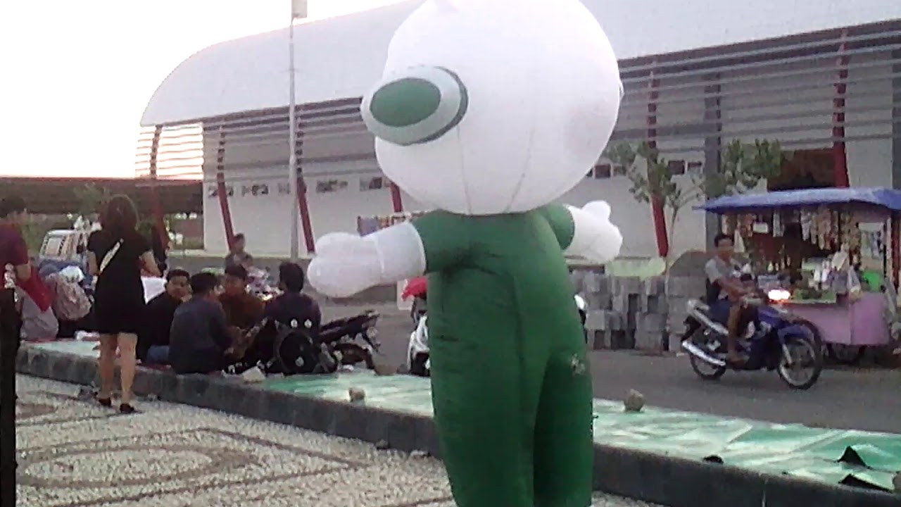 Badut OPPO yang lucu. - YouTube