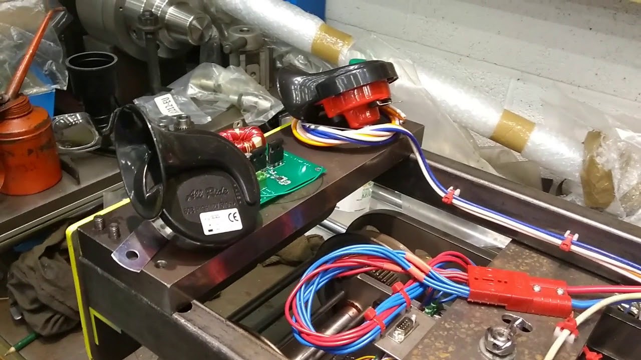 Petrol Electric Loco Control System Jon explains Pt 2 - YouTube