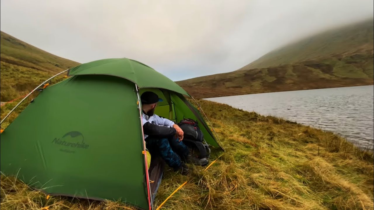 SOLITUDE IS BLISS | Solo Wild Camping in the Lake District | 21 Miles ...
