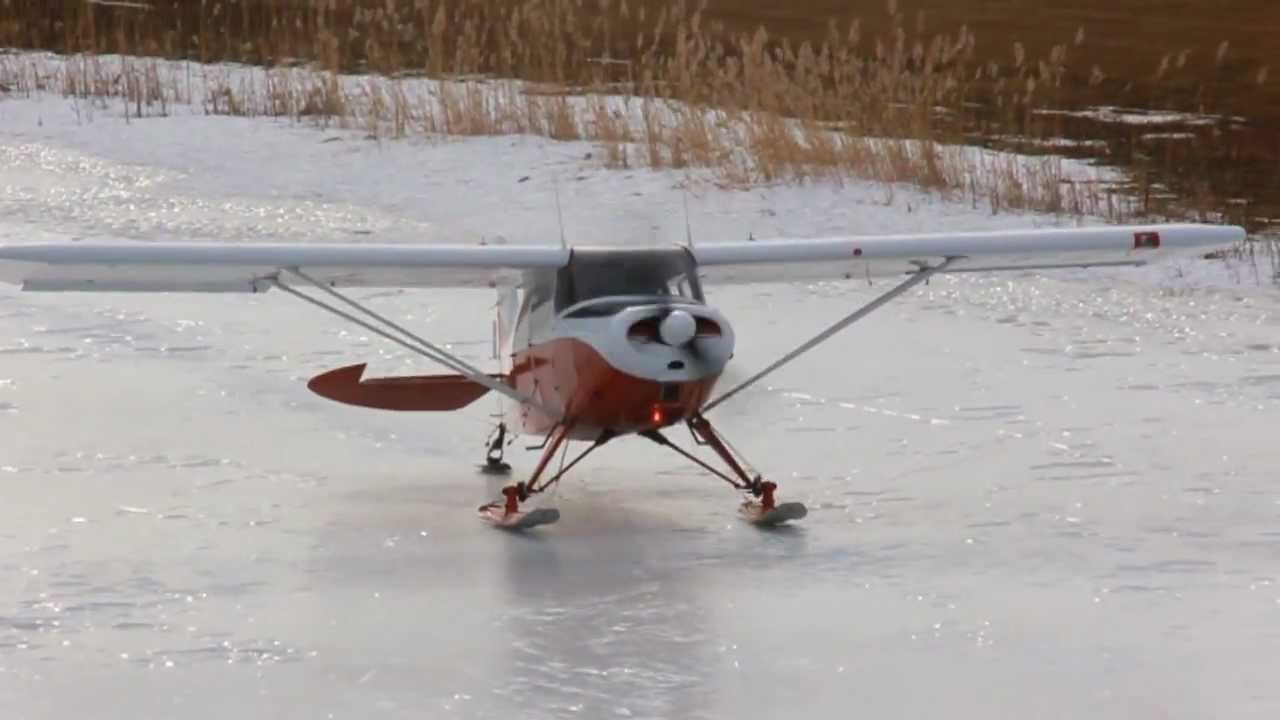 [HD] Maule M4 On Skis Landing and Taxiing on Ice CSU3 - YouTube