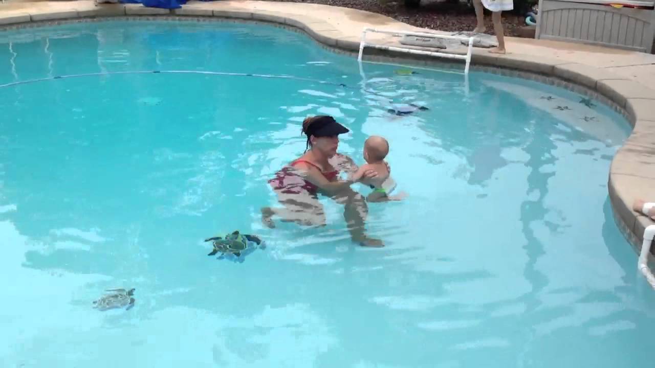 Ryder swim lessons - week1 #2 - YouTube