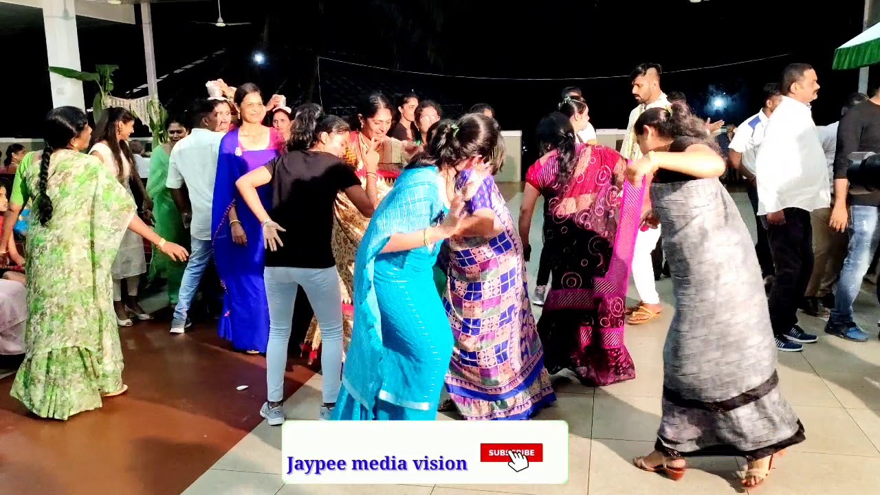 coorg traditional valaga dance.... - YouTube