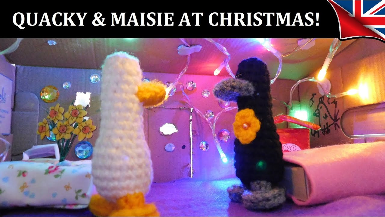 Quacky & Maisie at Christmas! #CHRISTMASDAY - YouTube
