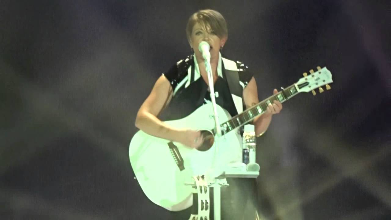 DIXIE CHICKS . Live in Antwerpen . Mississippi . - YouTube