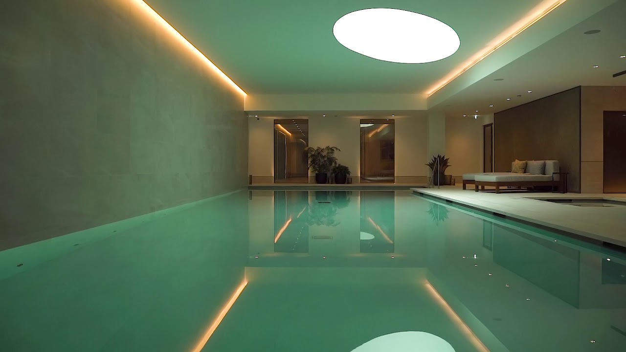 Regents Crescent Pool and Spa - YouTube