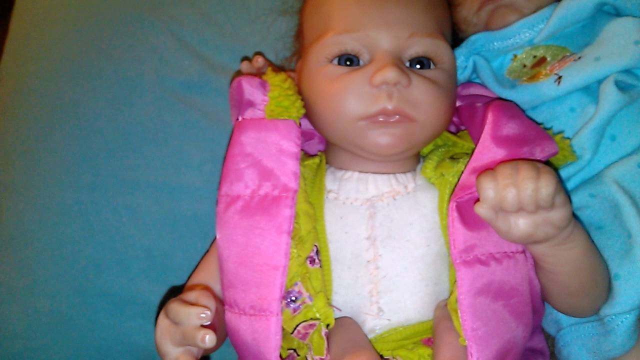 Bad condition Ashton drake dolls Bella and Benjamin - YouTube