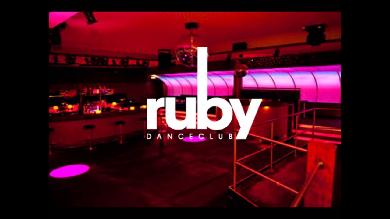 Bayerns größtes Halloween| RUBY DANCECLUB |Freier Eintritt !| Mi, 31.10 ...