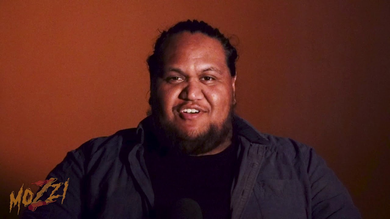 DJ MoZzi at Meeanjin - YouTube