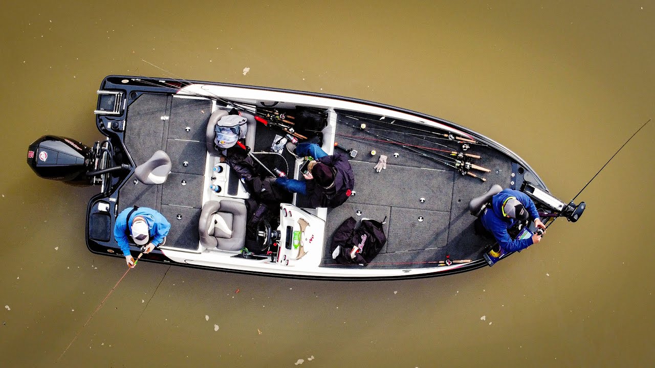 Went on a ride in the Basscat boat enjoyed a day out on Grayson Lake ...