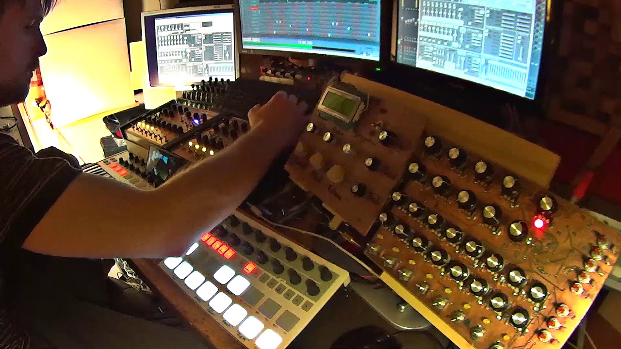 DIY synth new live music - YouTube