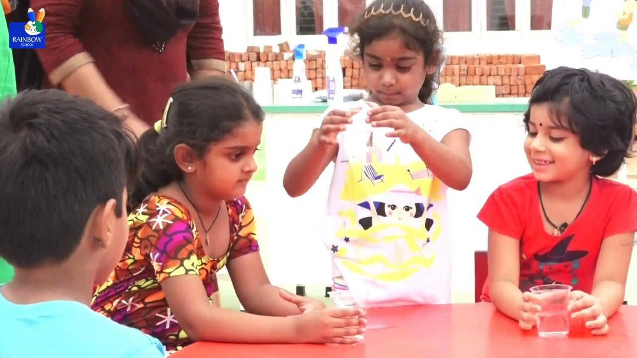 RAINBOW SPLISH !!!!!!!!!! SPLASH KIDS FUN ACTIVITY - YouTube