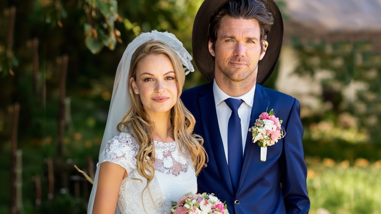 6 Unknown facts about Kevin McGarry of When Calls the Heart - YouTube