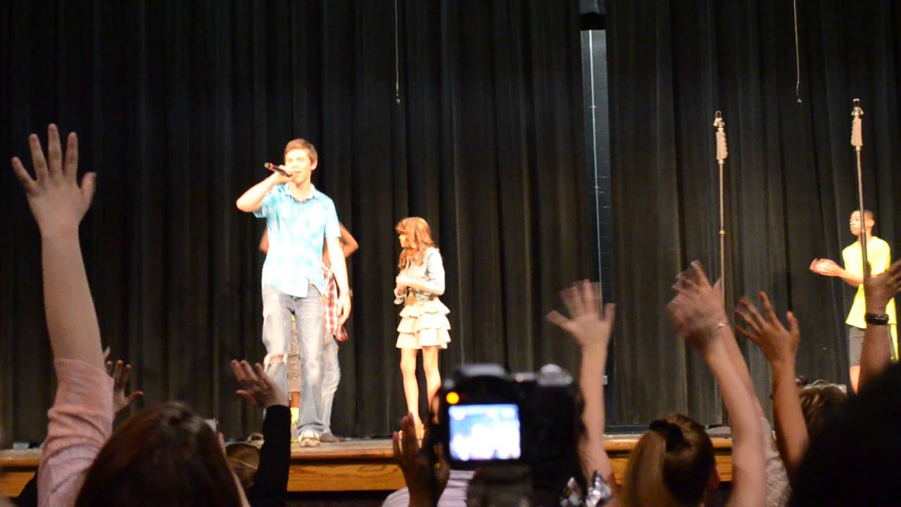 Dominic Stringer talent show 04/19/2013 - YouTube