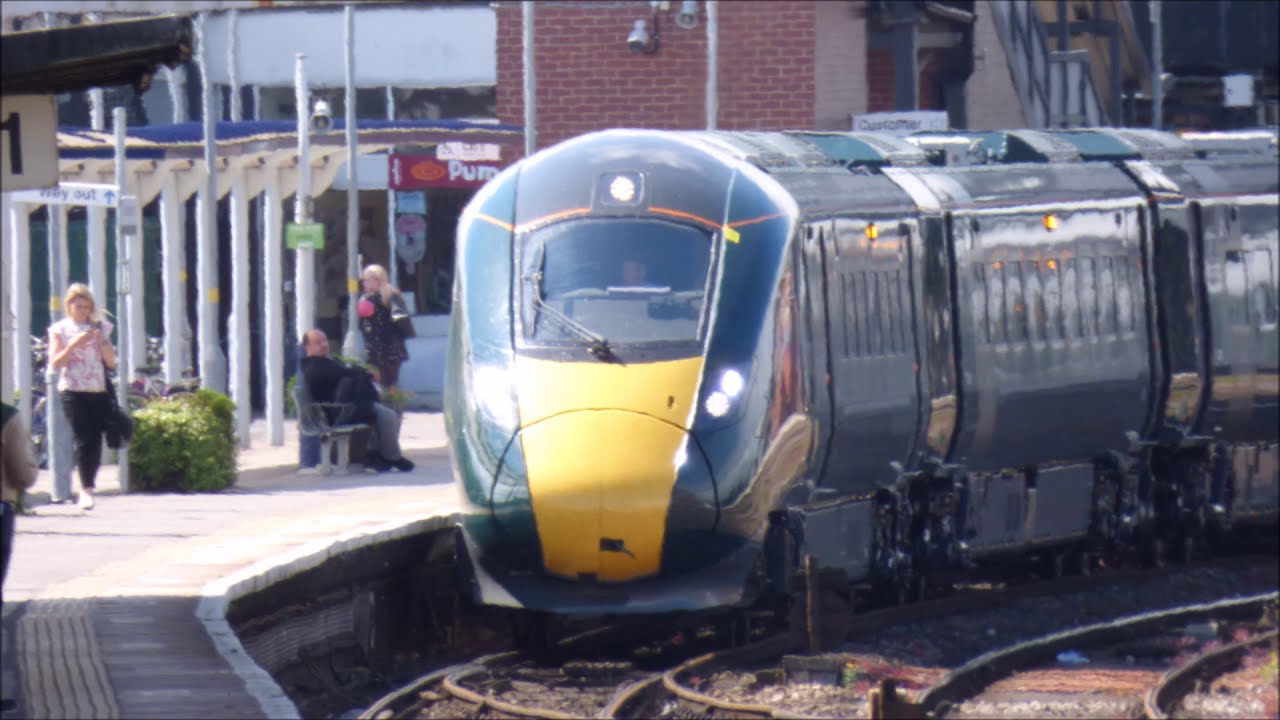 FIRST IET CLASS 800 IN SERVICE ON THE GOLDEN VALLEY 18/06/18 - YouTube