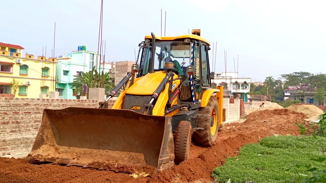 The new road of Lal Moram is being constructed with jcb 3dx Machine ...
