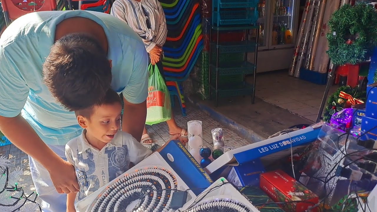 Javiercito Se Siente Muy Feliz, Porque Su Papa Le Compra Esto 🎄🎄🎄🎅 ...