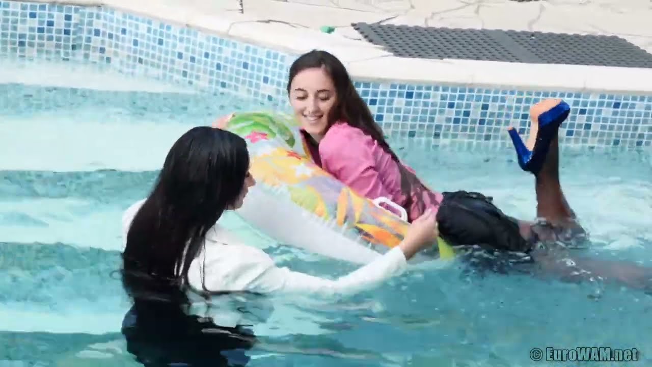 Secretaries in the pool - YouTube