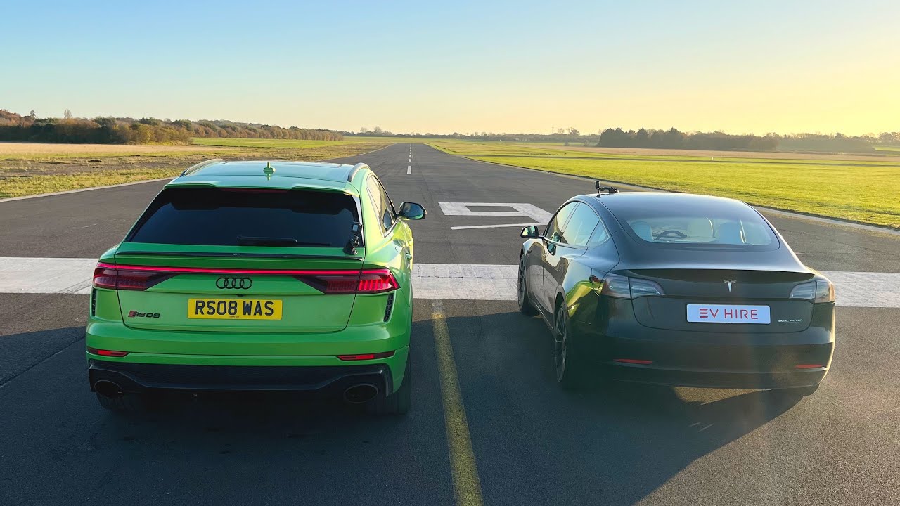 DRAG RACE! AUDI RSQ8 VS TESLA MODEL 3 PERFORMANCE! - YouTube