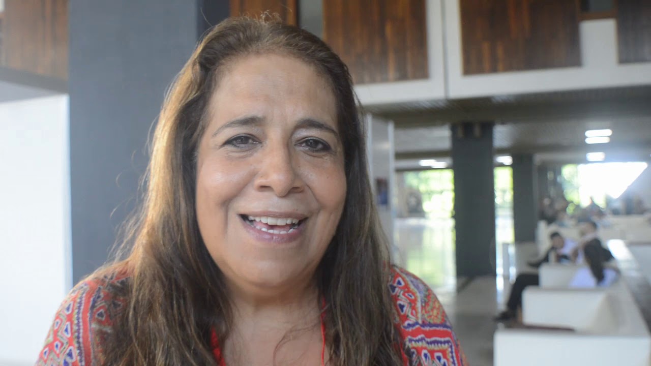 Nidia Díaz, militante del Frente Farabundo Martí para la Liberación ...