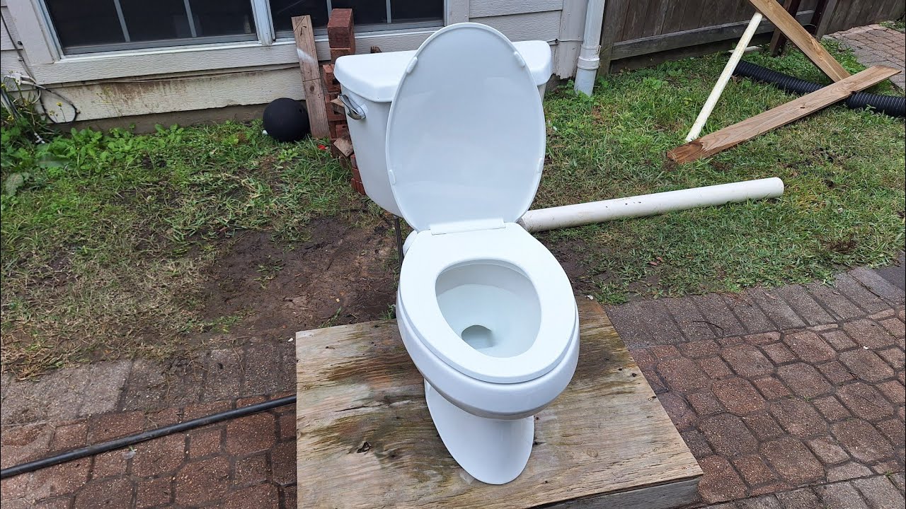 1989 Kohler Wellworth Flushes - YouTube