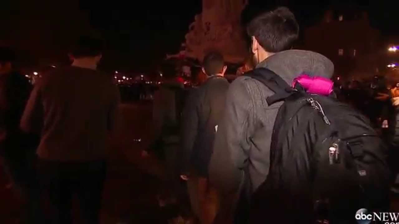 Panic in Paris Screaming Crowds Run Away From Memorial ABC News - YouTube