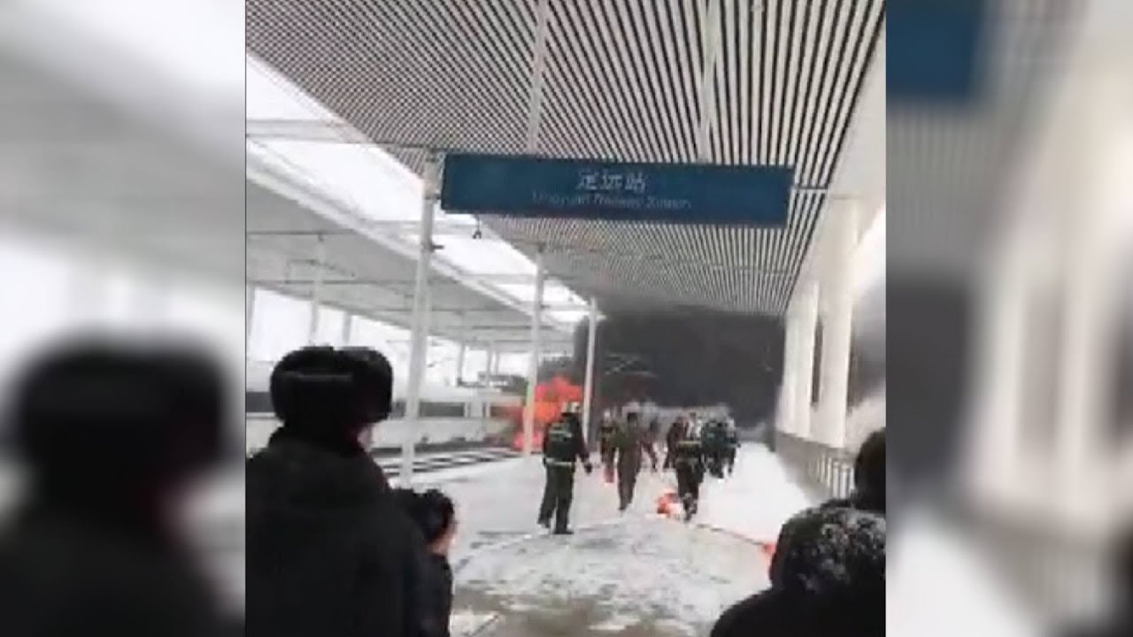Bullet train on fire in E China - YouTube