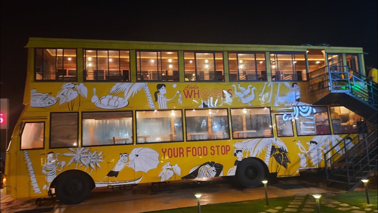 KTDC യുടെ KSRTC ബസ്സിലെ ചായ കട | KTDC Foodie Wheels VAIKOM | # ...