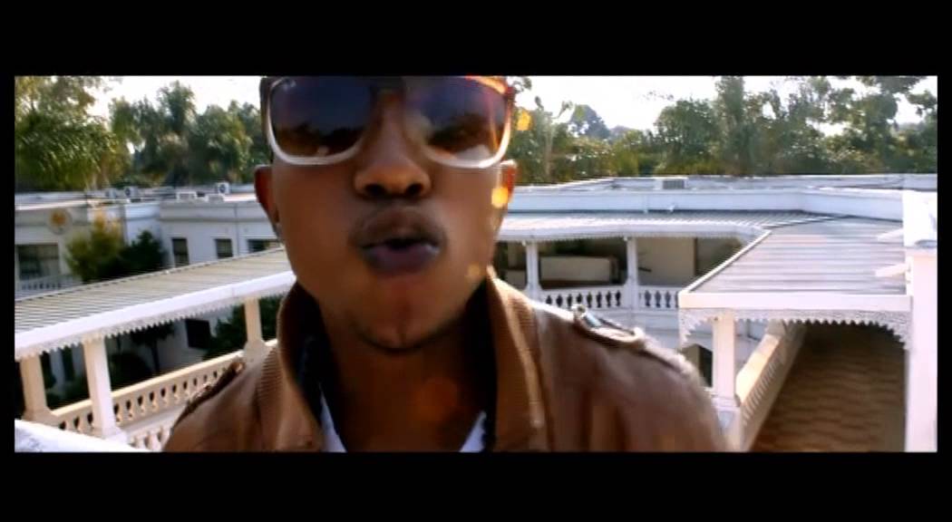 Mudiwa Hood Ft. KindahQuet : OFFICIAL 10 over 10 Video - YouTube