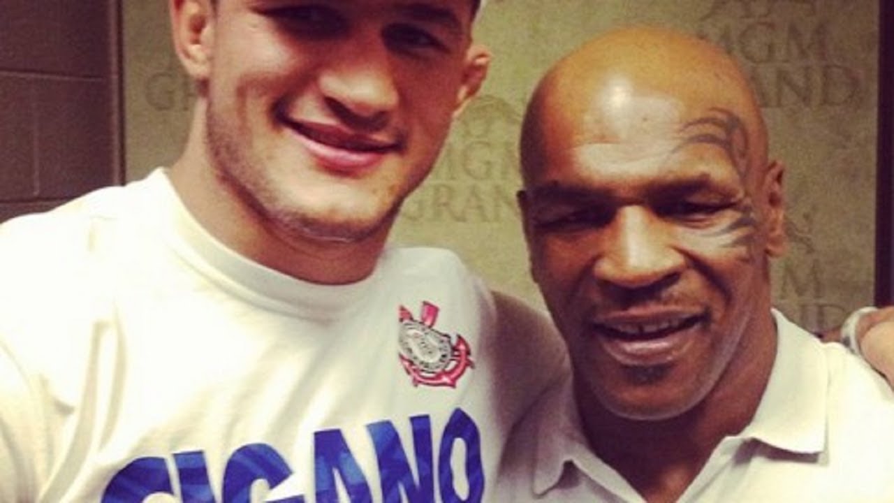 Mike TYSON x Junior CIGANO dos Santos - UFC Friday Night 17 - UFC 5 ...