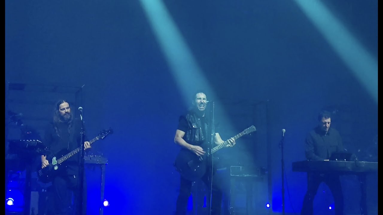 Nine Inch Nails THE HAND THAT FEEDS Live The Met Philly 05-24-22 - YouTube