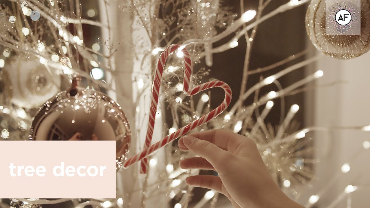 HOW TO: Condo Christmas Tree Decorating (EP.2) - YouTube