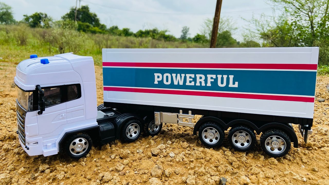 12 Tyre Tata Truck Scale Model Unboxing | Die model - YouTube