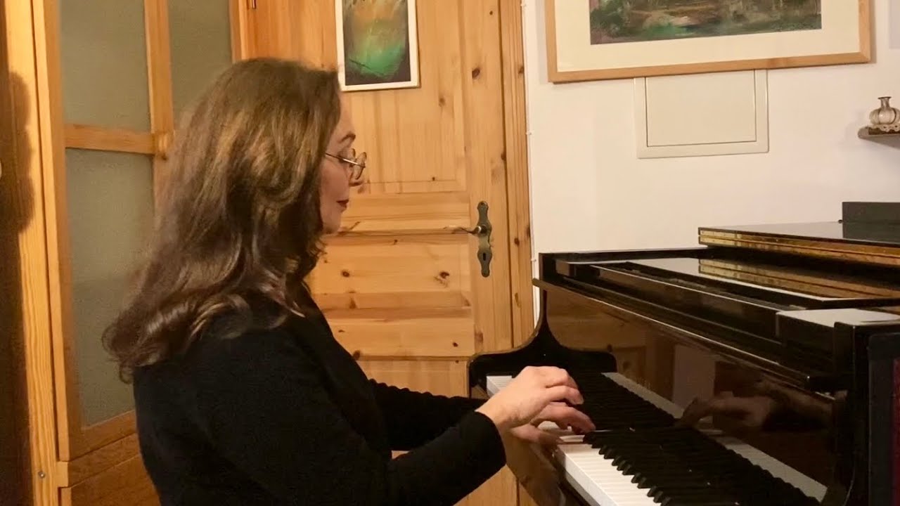 "Roundabout" - Piano Improvisation - YouTube