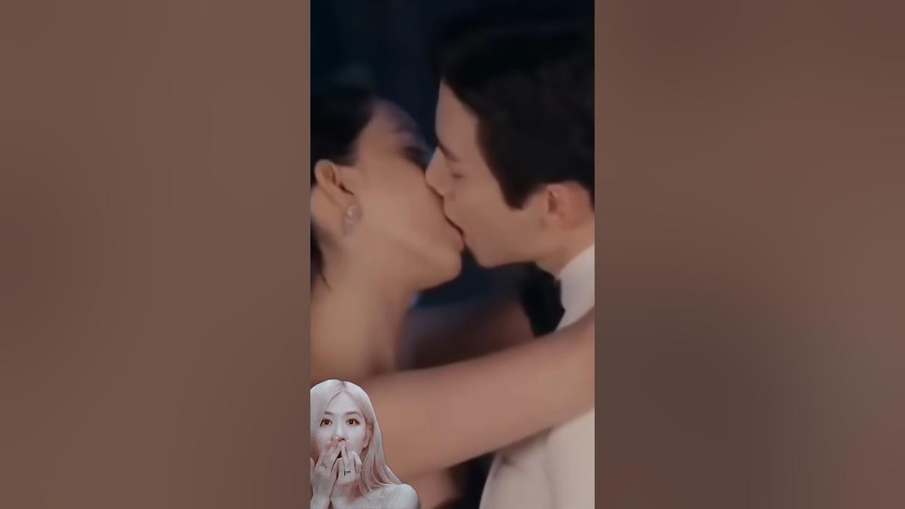 snsd reaction when seeing their maknae kissing #kpop #yoona #taeyeon #smentertainment #junho # ...