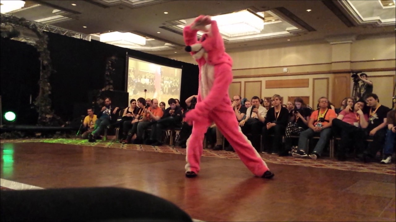 ConFuzzled 2015: Fursuit Dance Contest: - YouTube
