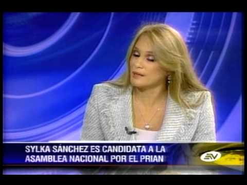 Entrevista de Sylka Sanchez en Telemundo [15-Enero-2013] - YouTube