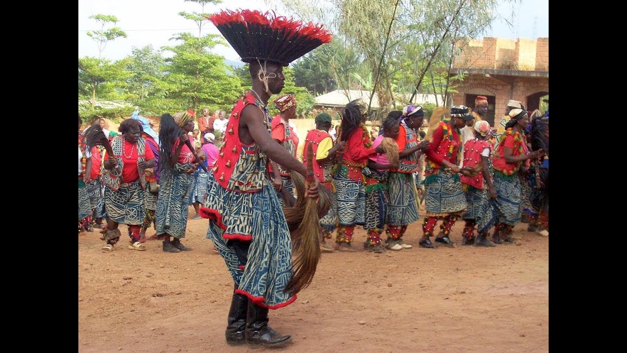 LA FAMILLE BAYANGAM DE BELGIQUE EN FÊTE LE 23 NOVEMBRE 2013 A BRUXELLES ...