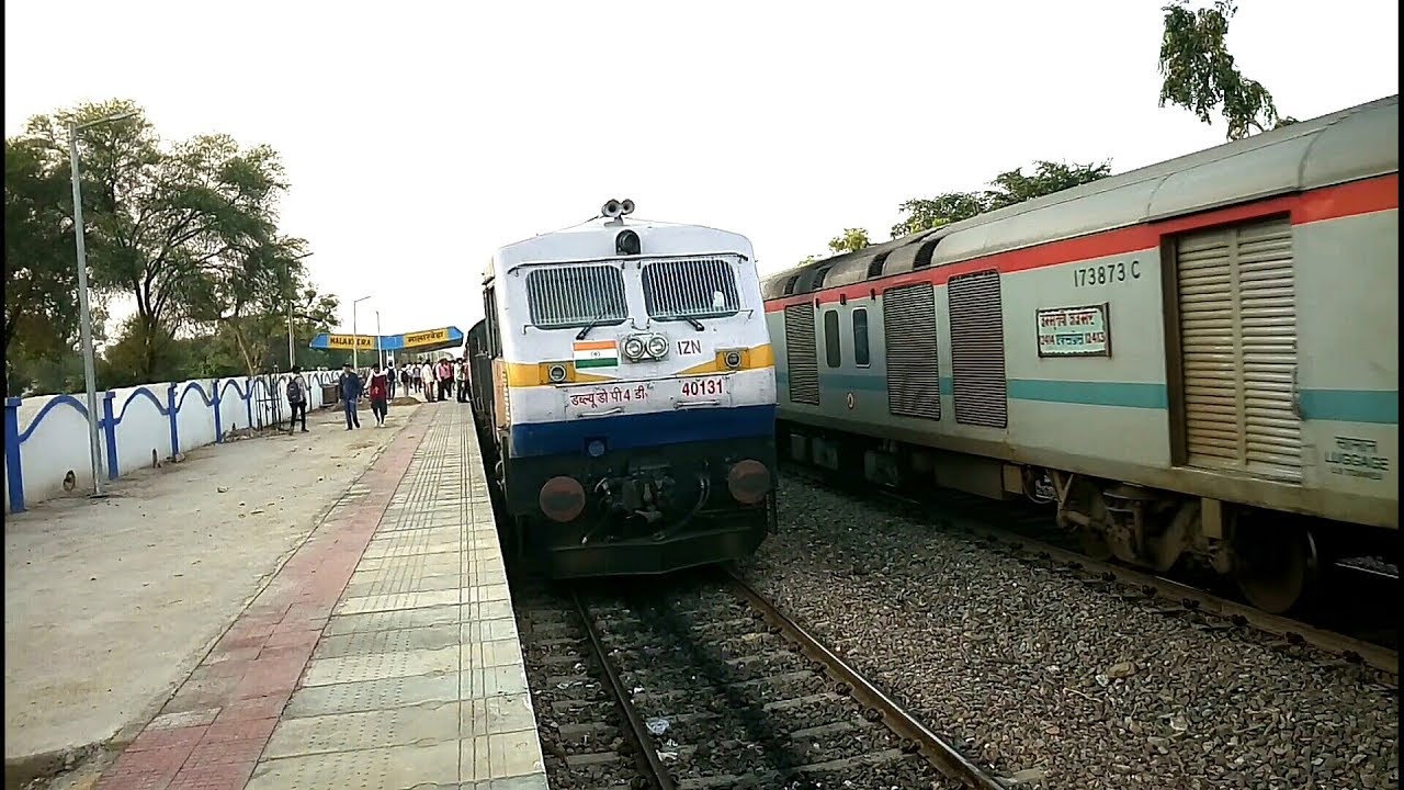 Single Line Crossing Trains | Pooja SF Express , Ala Hazrat Express ...