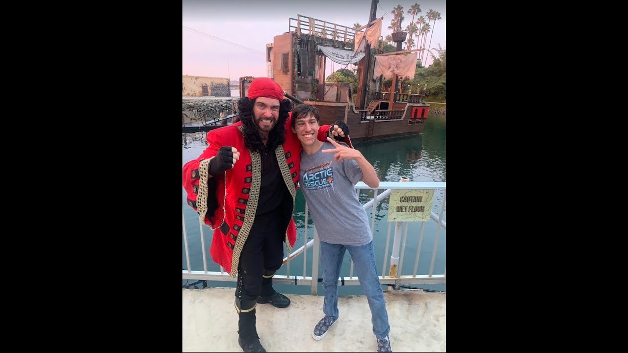 Pirate's Ahoy! The Battle for Mermaid Cove full show SeaWorld San Diego ...