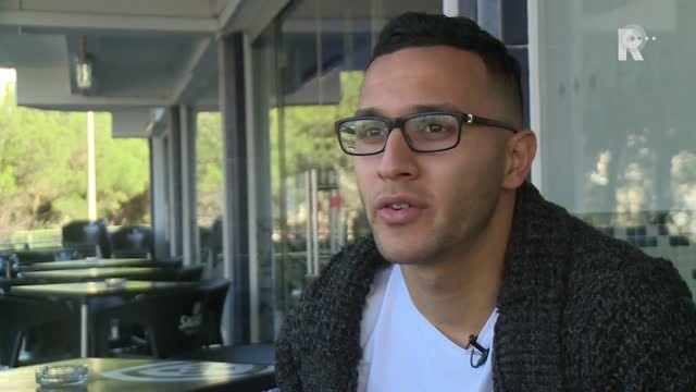 Osama Rashid knokt zich terug in Portugal - YouTube