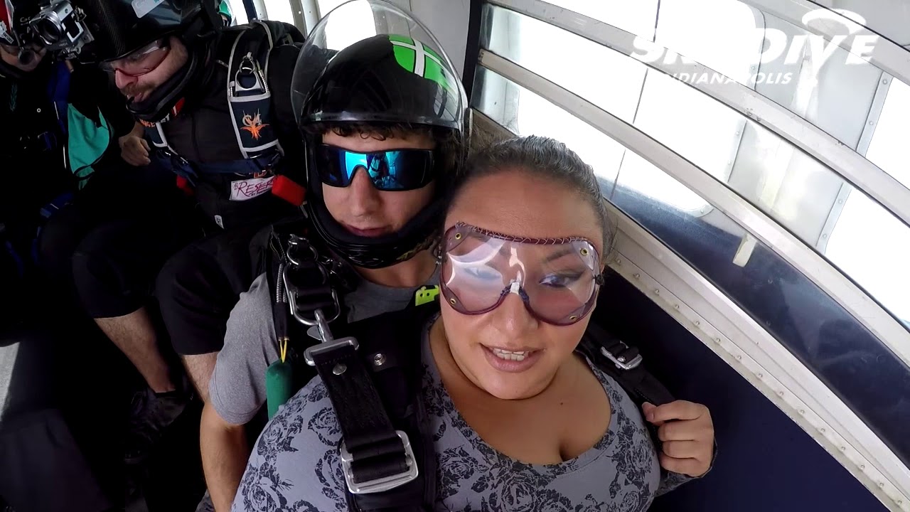 Jamie Dudley's Tandem skydive! - YouTube