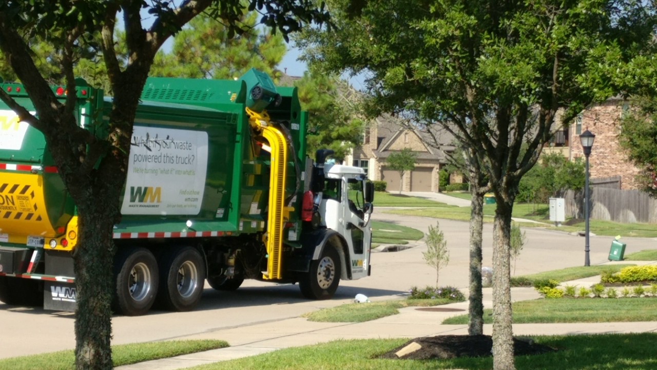 Waste Management Robotic Recycling Bin Picker - YouTube