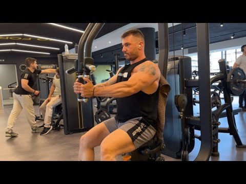 ΑΡΧΙΣΑ ΝΑ ΠΕΙΝΑΩ !! 100 ΚΙΛΑ !! - YouTube