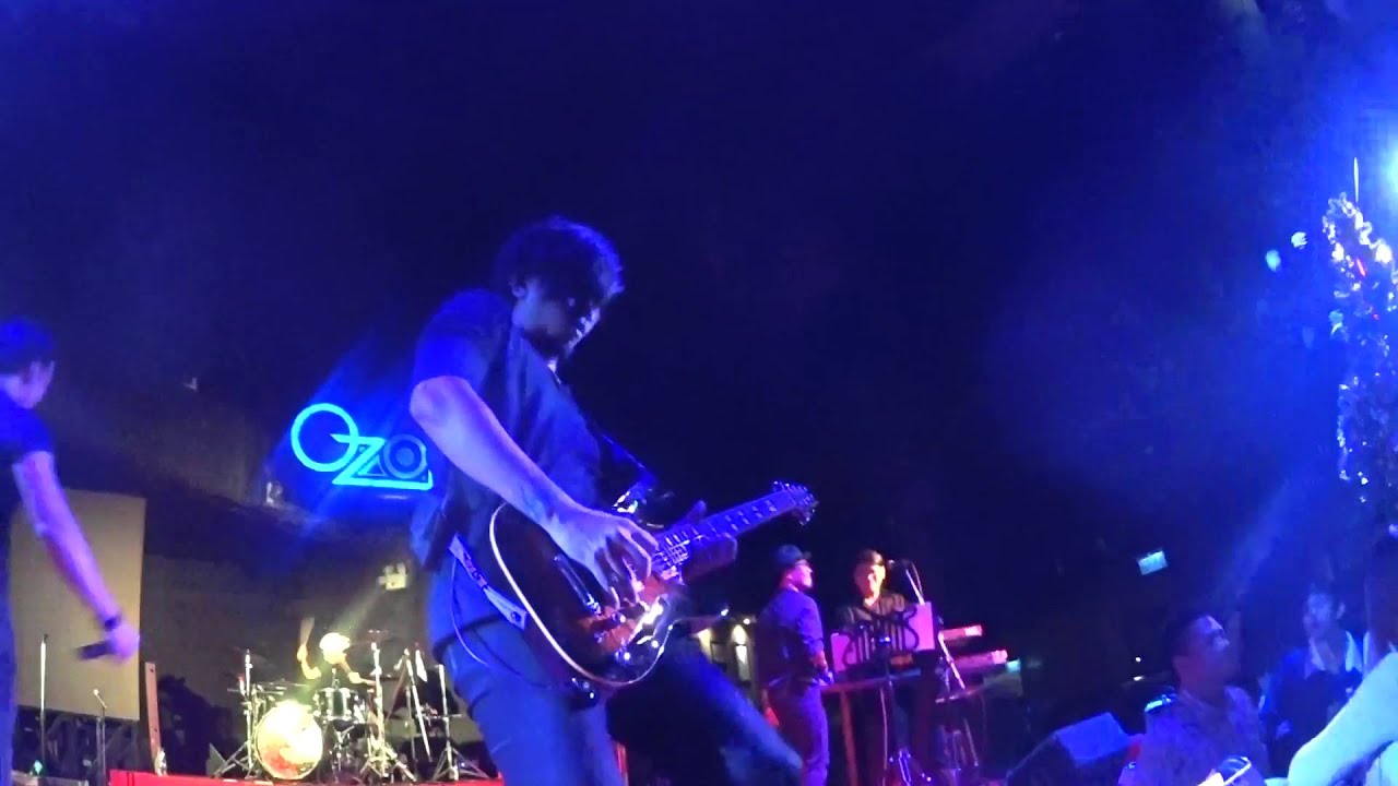 xgressive @ Ozone pub 31/12/2015 คุกเข่า - YouTube