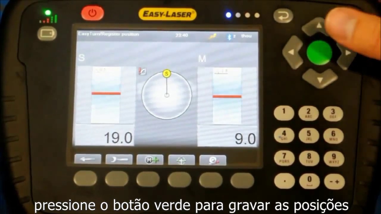 Easy Laser® E420 Alinhador de Eixos by Benchmark - YouTube